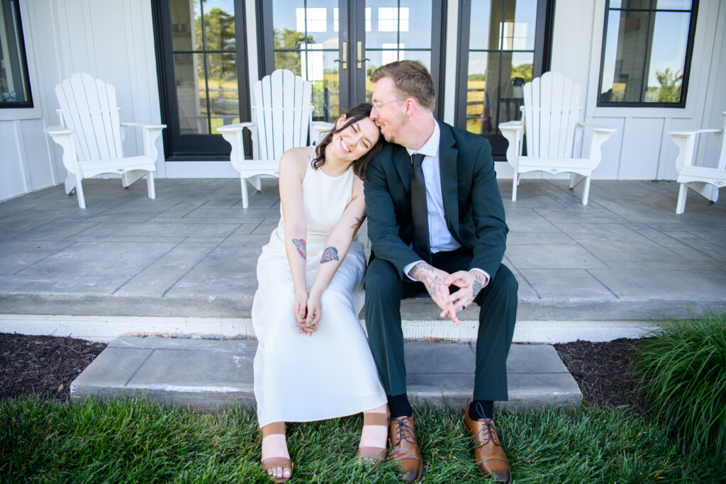 How to Write a Stellar Photographer Review for Your Wedding Day ...