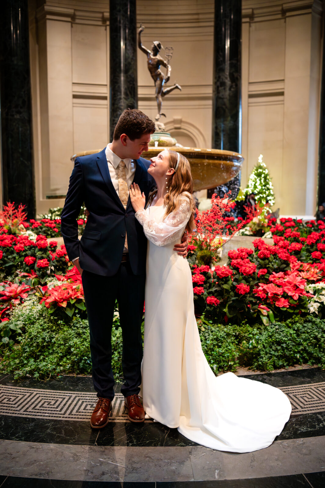 A Romantic Engagement Session at the National Gallery of Art ...