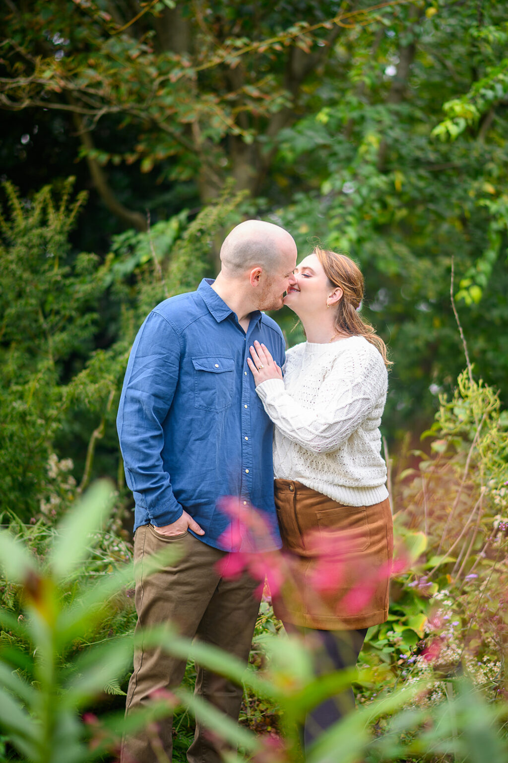 Kelly & Robert: Pups, Greenery, and 80s Lasers! | melissacookweddings.com